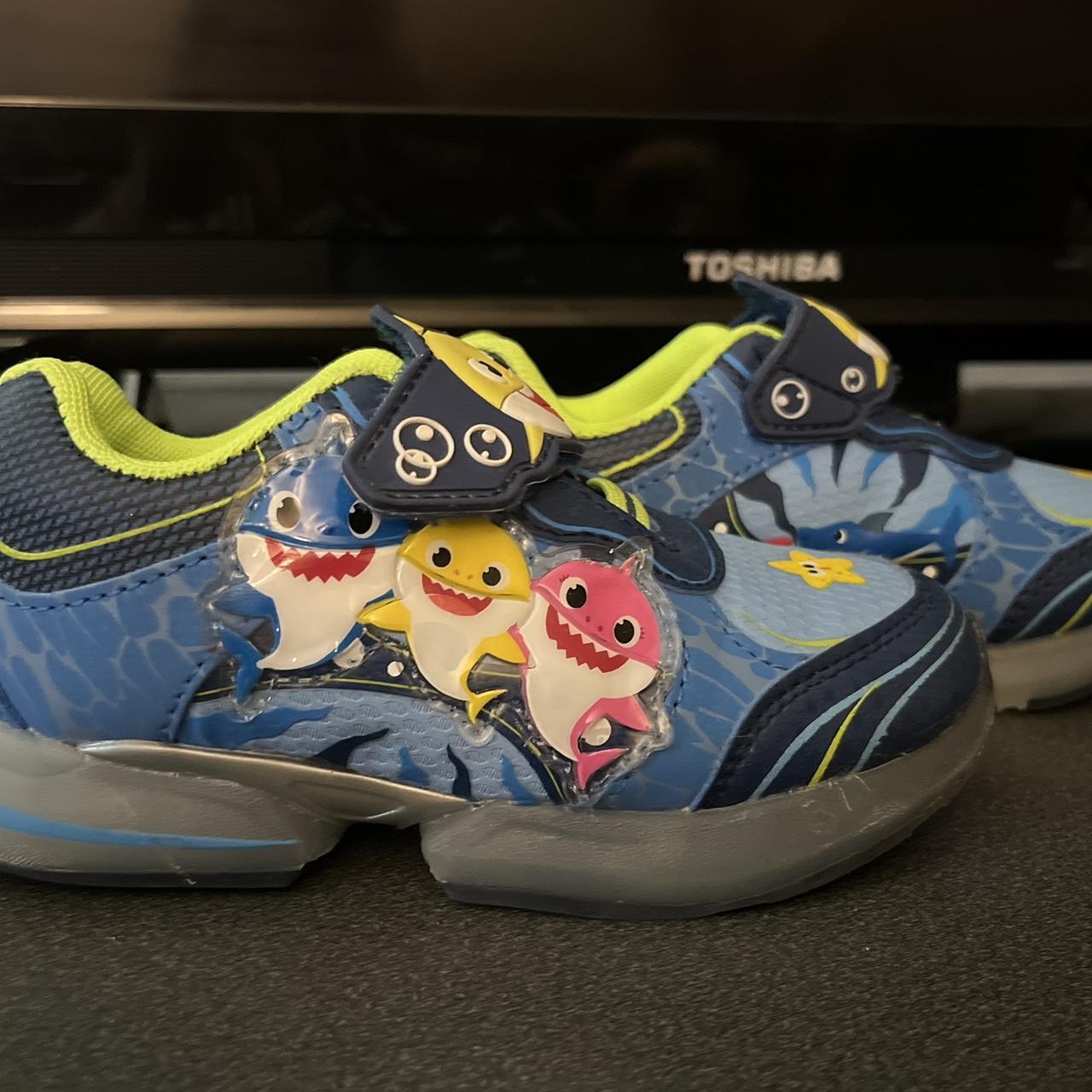 Baby shark light up shoes size 9 - Depop