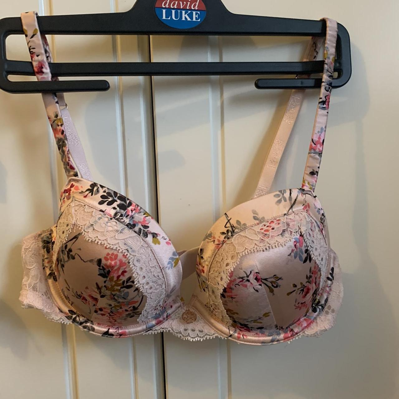 Women's multi Bra | Depop