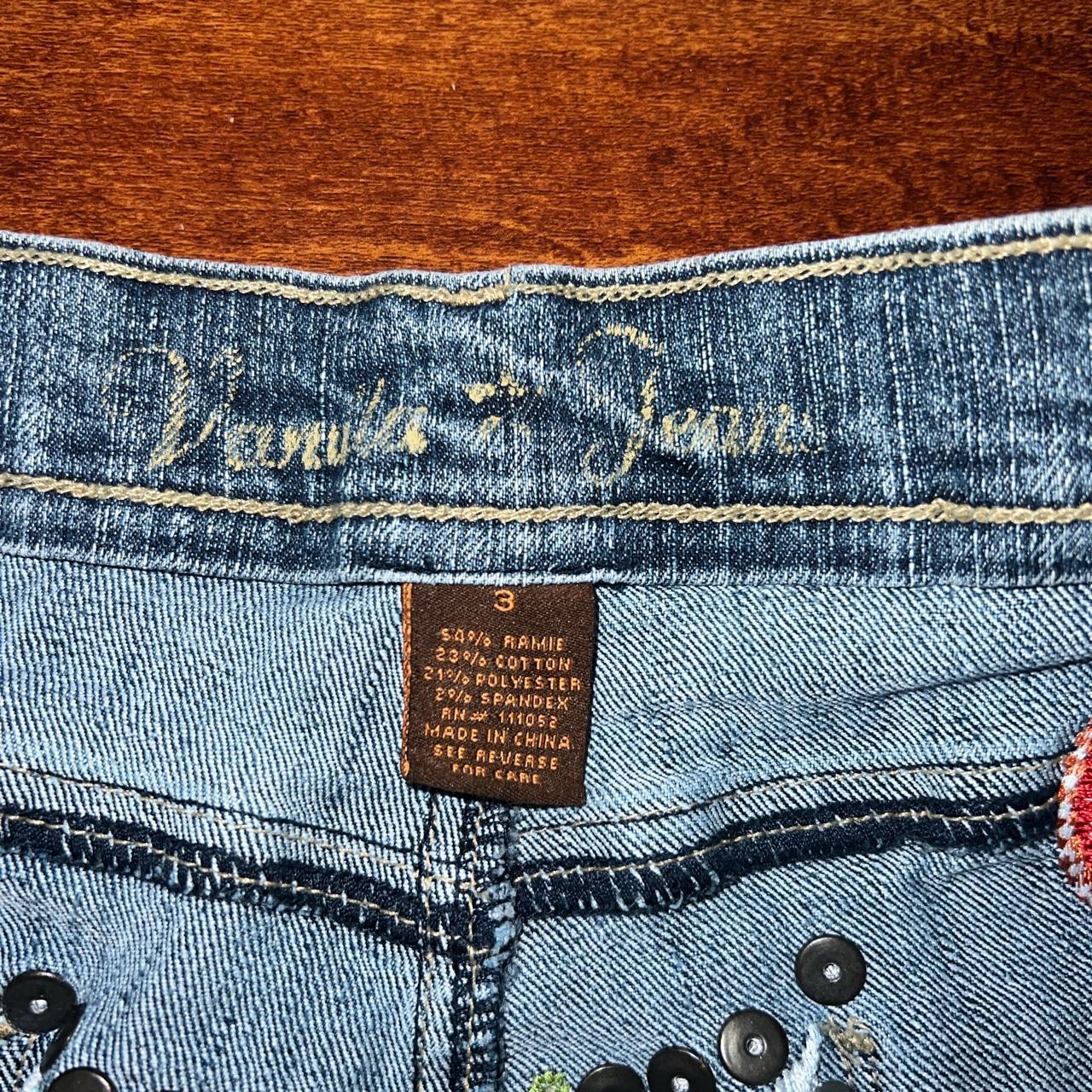 vintage 2000 vanilla star jeans with beautiful... - Depop