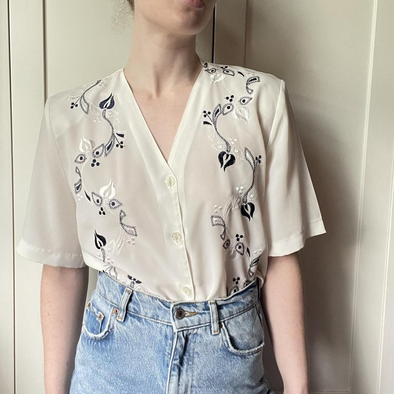 Gorgeous vintage embroidered button down blouse.... - Depop