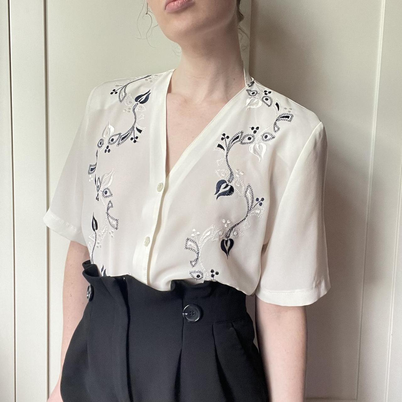 Gorgeous vintage embroidered button down blouse.... - Depop