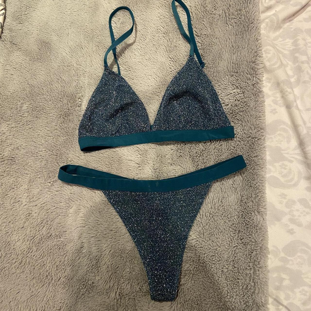 Primark Women's Blue and Green Bra | Depop