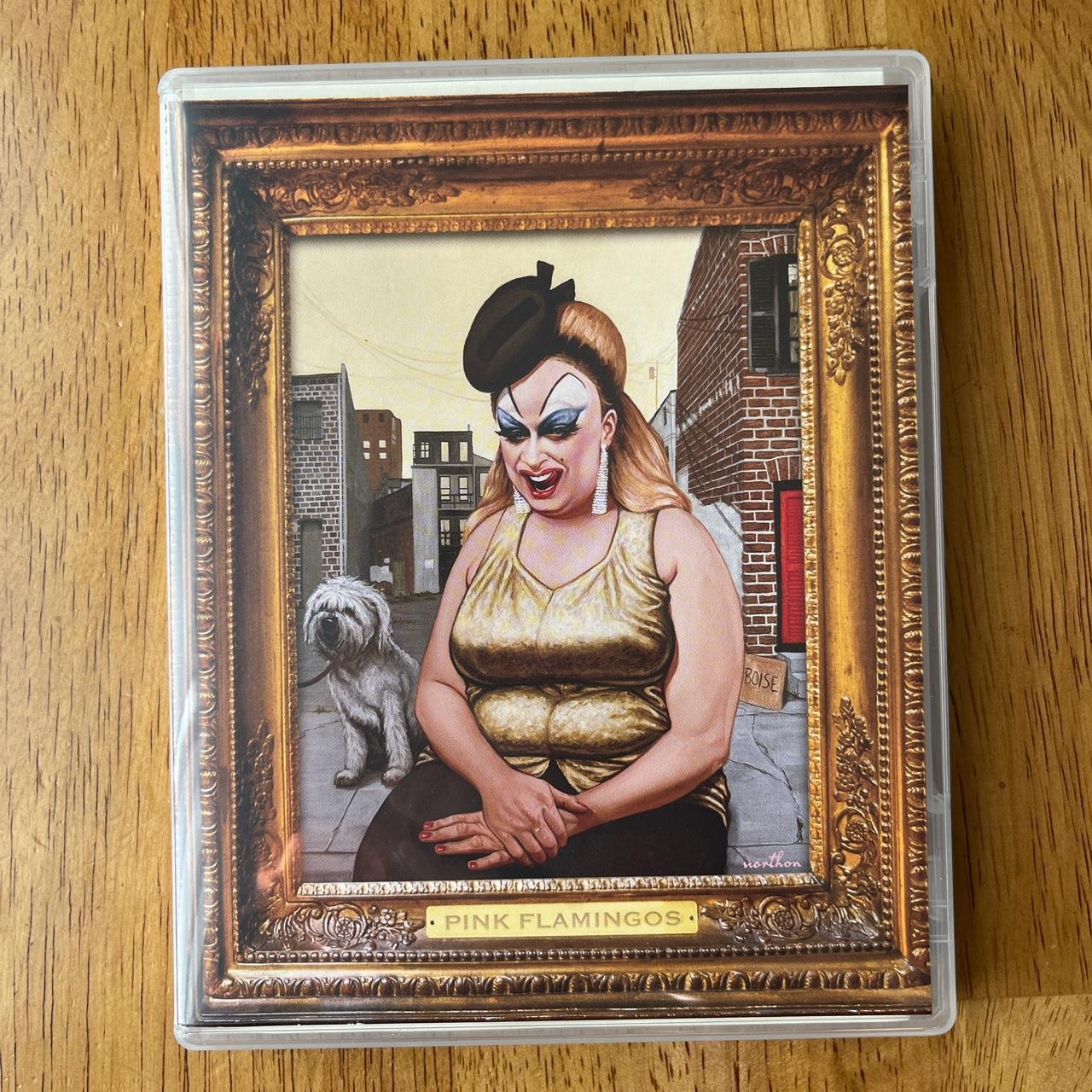 Hot Topic Tan and Black Decor-home-accesories | Depop