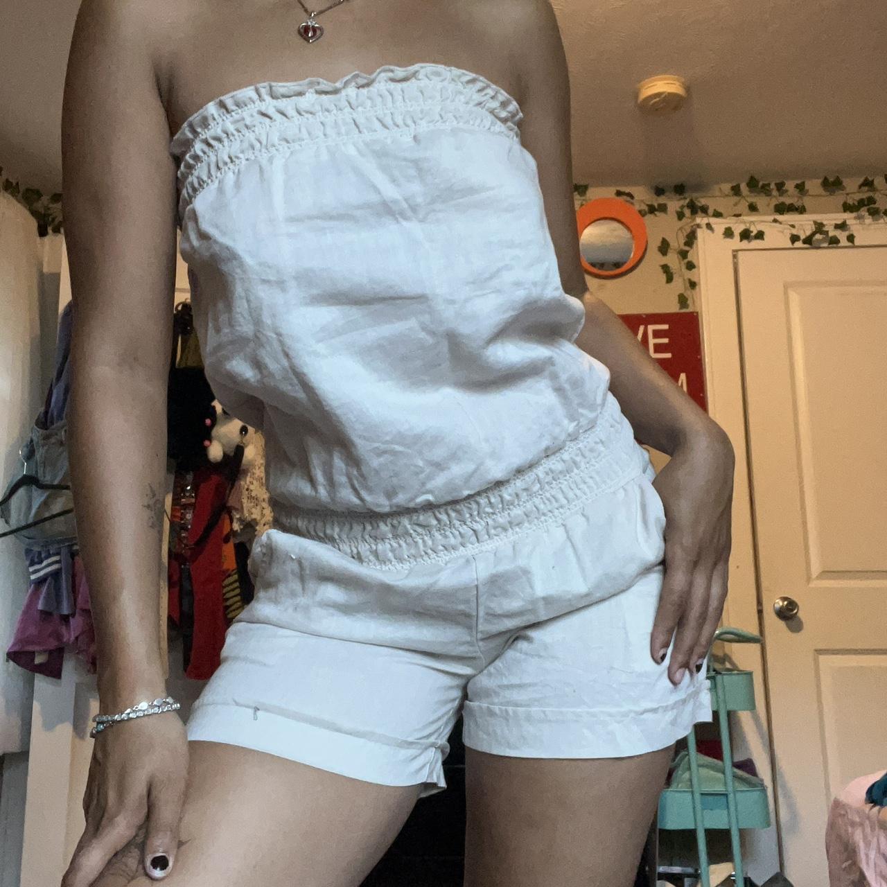 derek heart beige romper super cute for a 2000s... - Depop