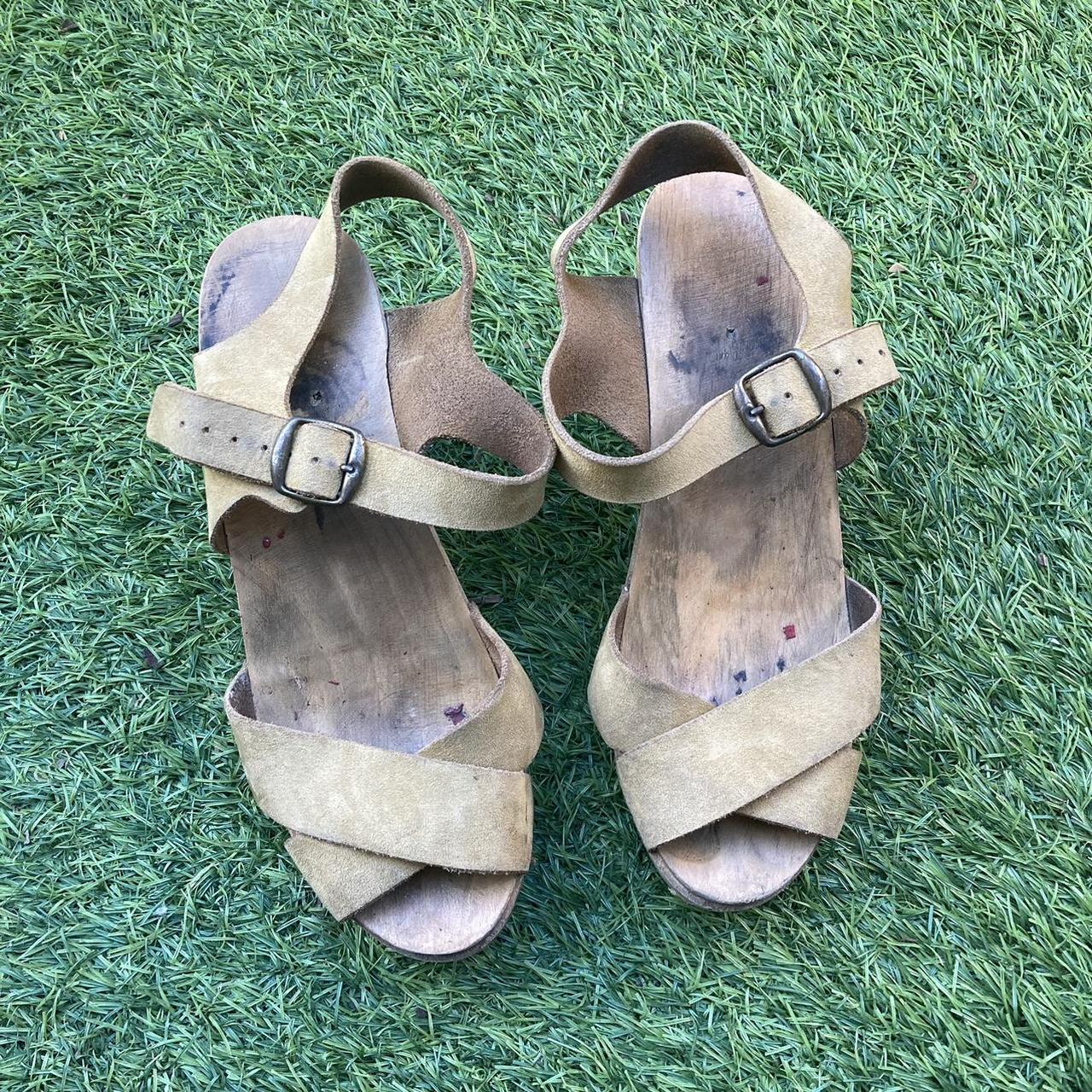 Funkis tan leather clogs. Fair bit of wear and tear,... - Depop