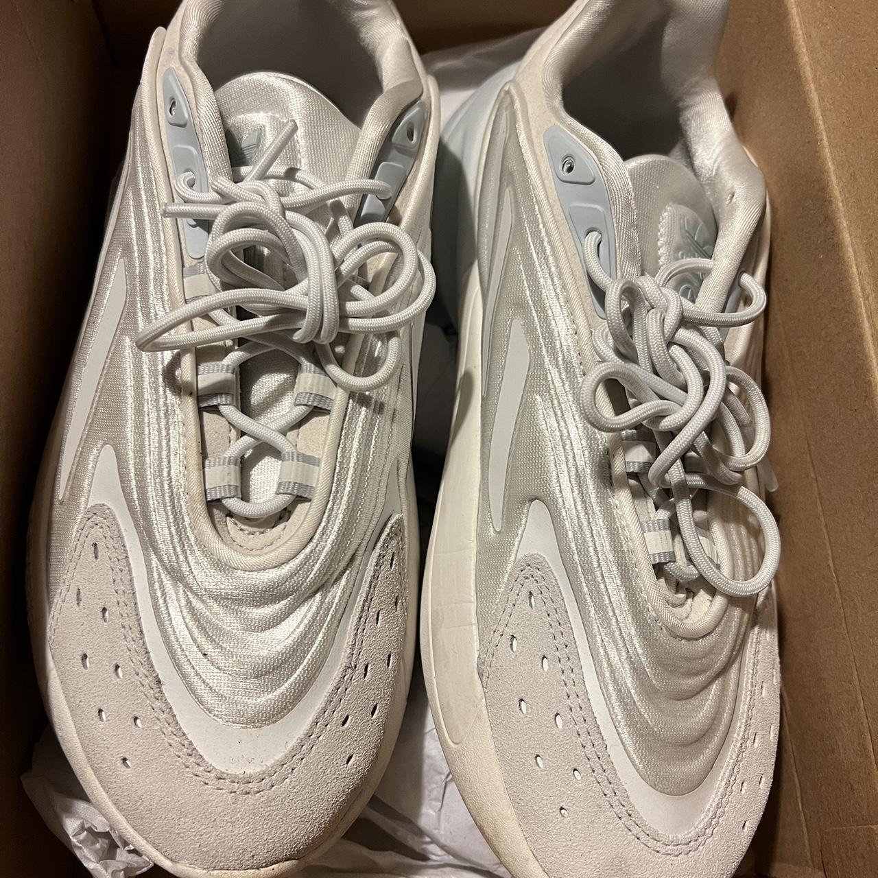 Adidas Women's Cream Trainers | Depop