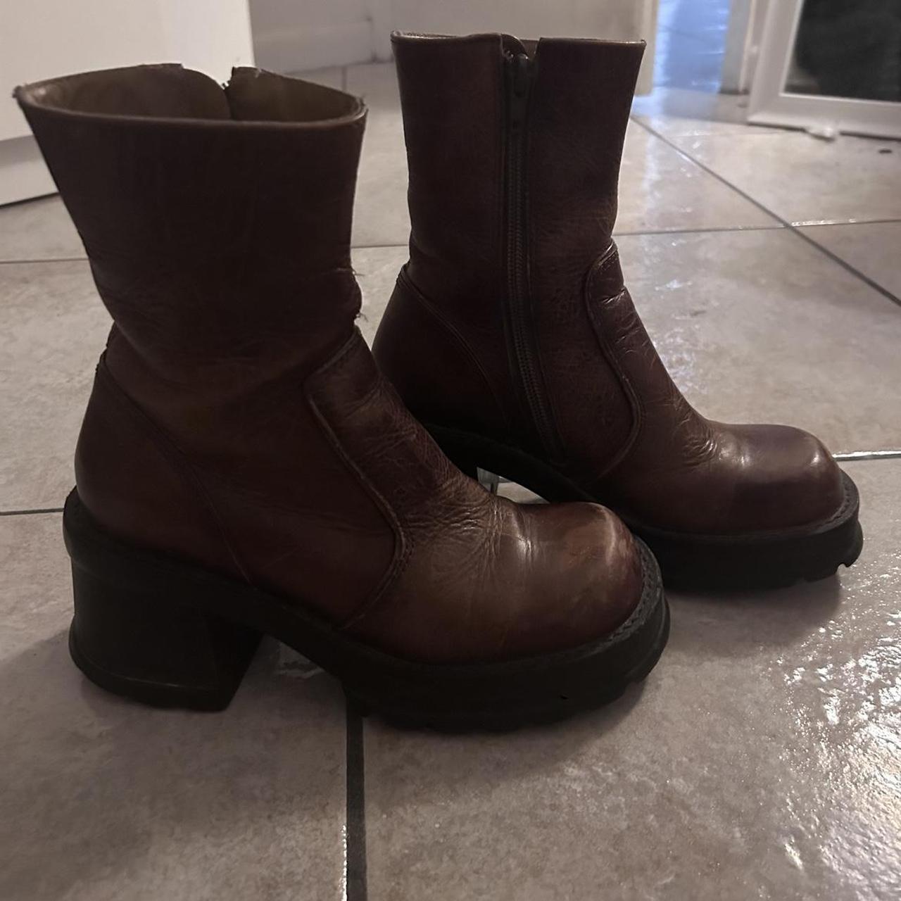 Vintage 90s brown Steve Madden HOTT platform bratz... - Depop