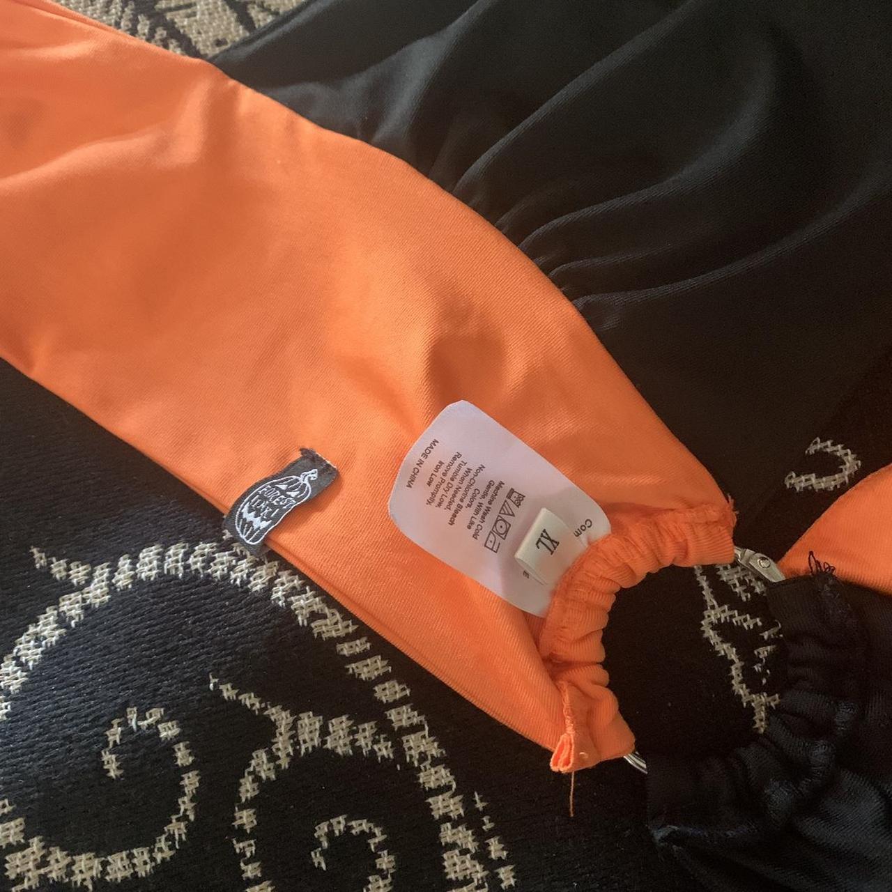 Forest ink top worn once for a photo Size XL... - Depop