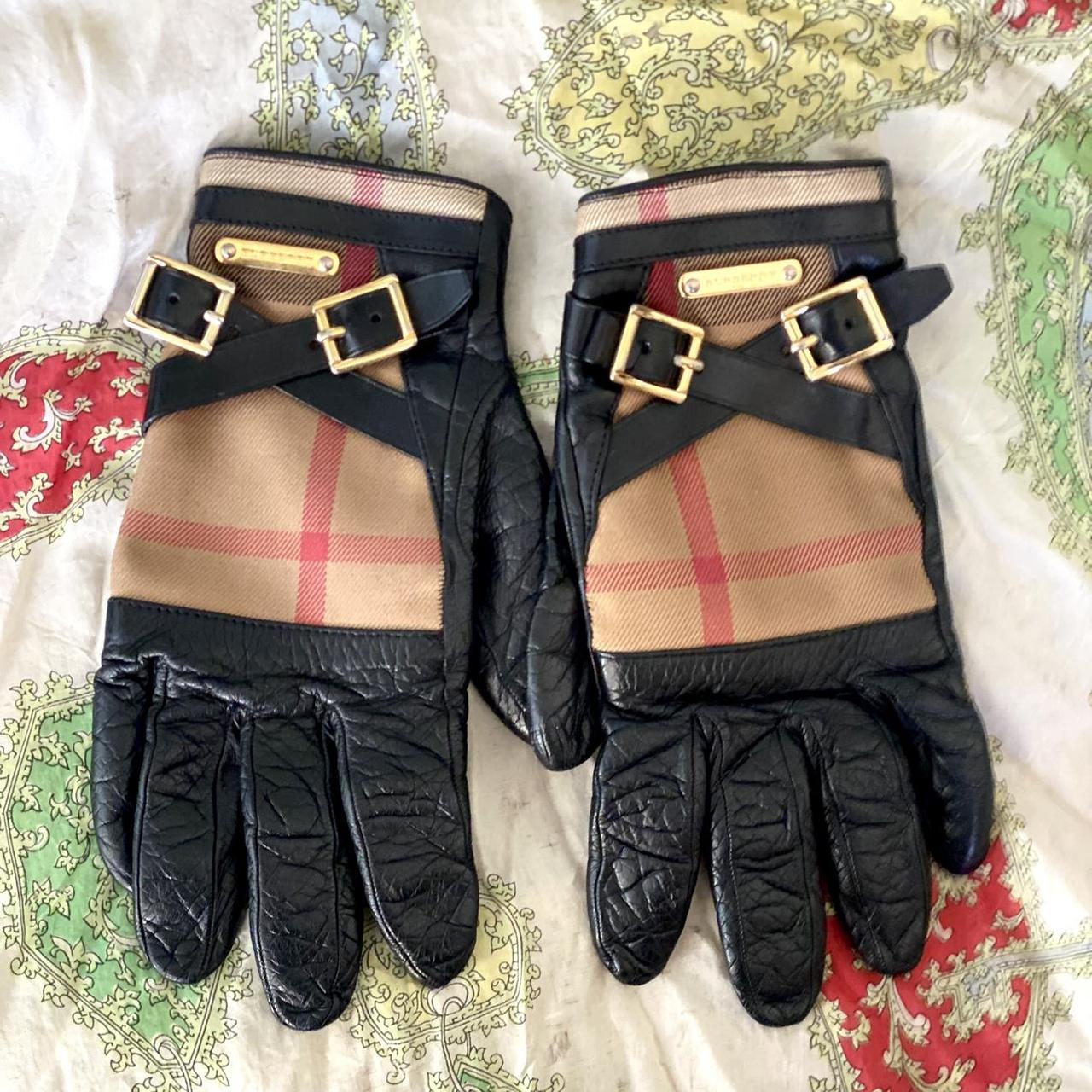 Rare authentic BURBERRY leather gloves Quality... - Depop