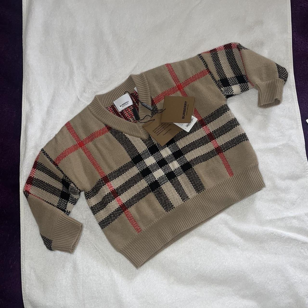 Burberry Jumper | Depop