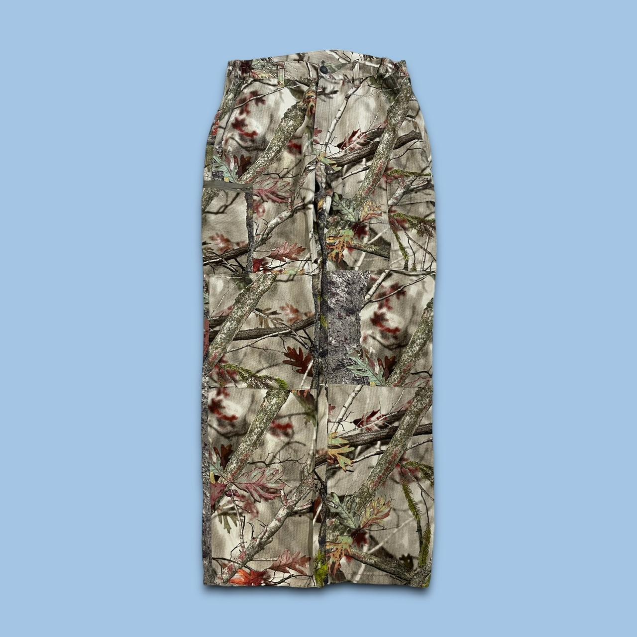 REALTREE BAGGY CAMO CARGO PANTS condition - very... - Depop
