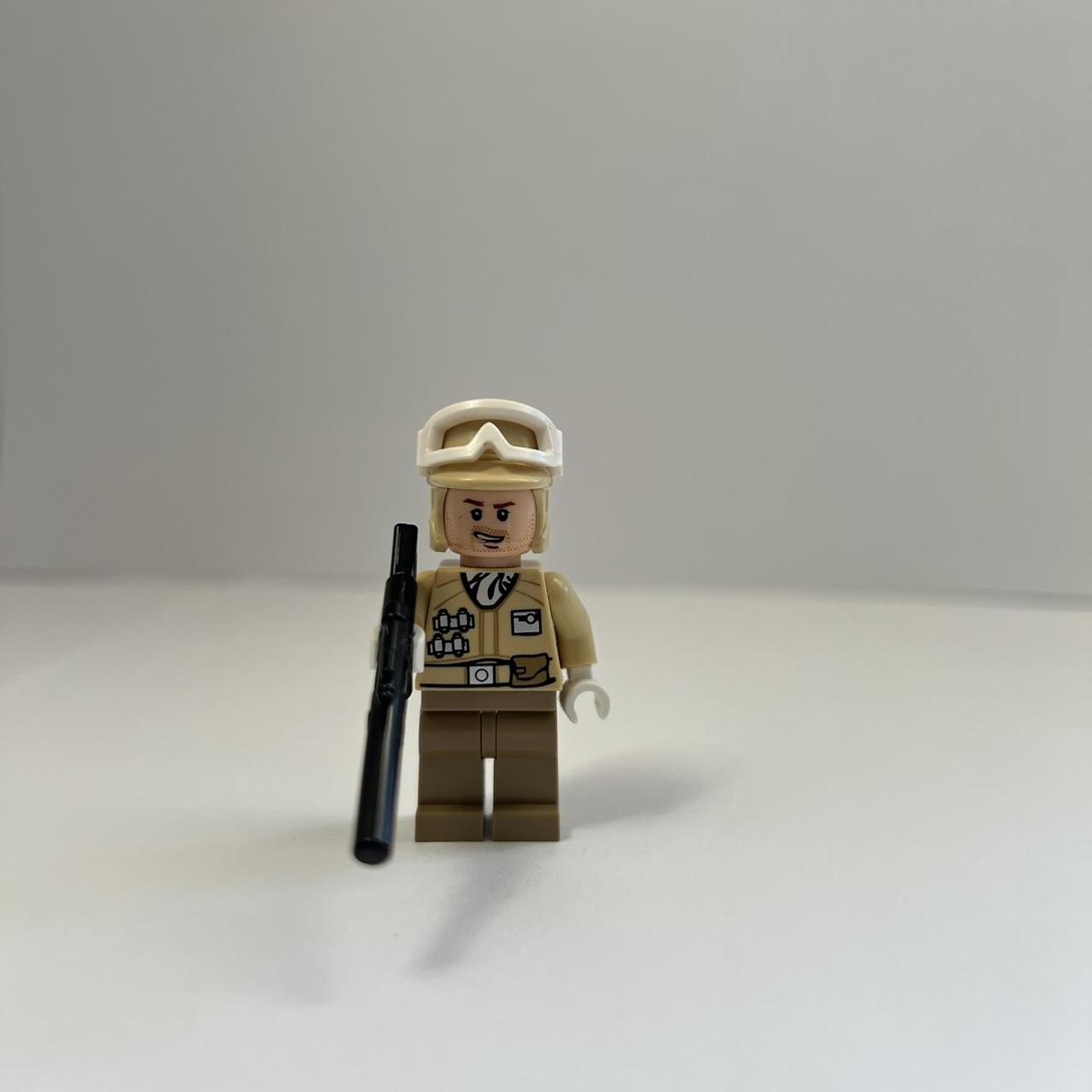 LEGO Star Wars Hoth Rebel Trooper Minifigure Please... - Depop