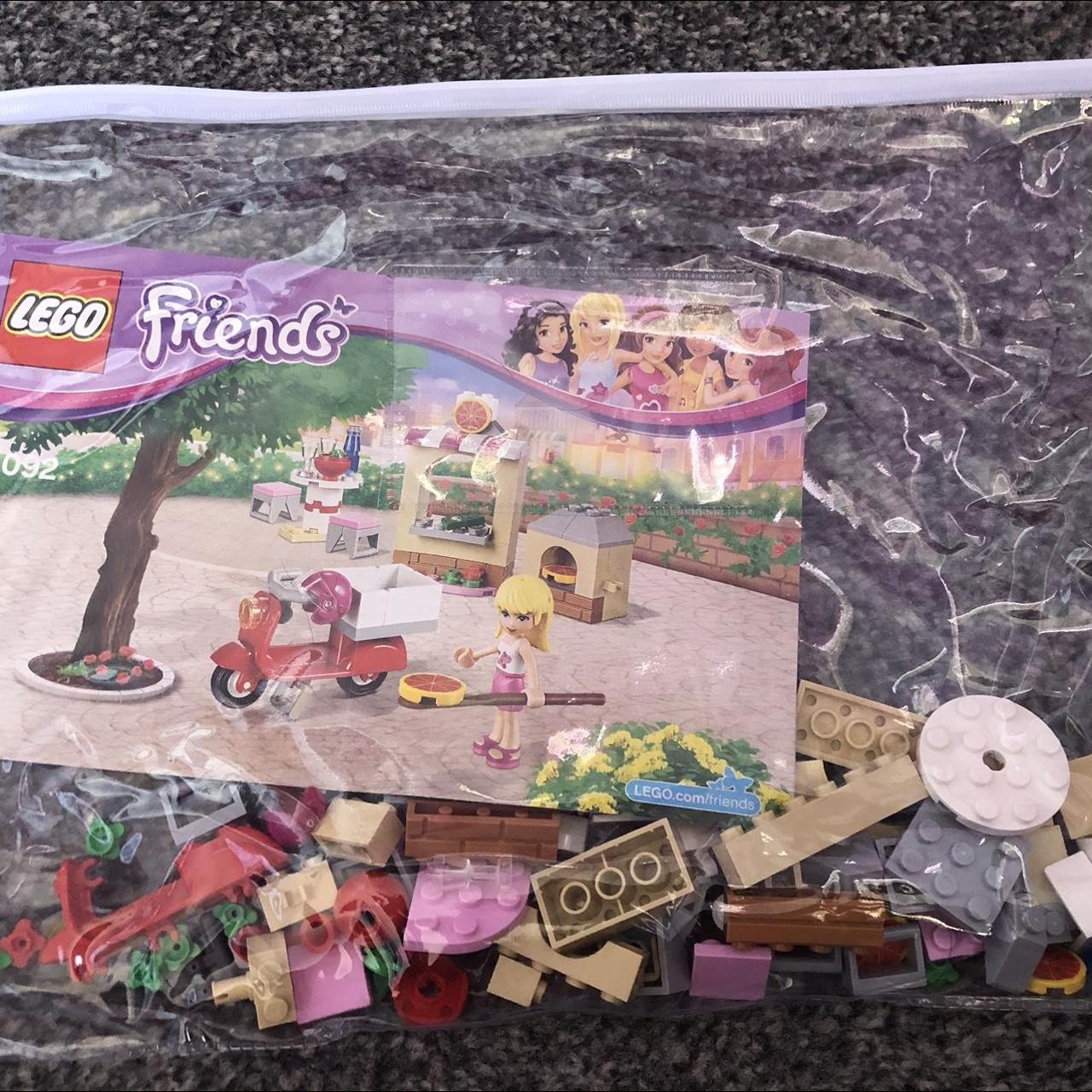 Lego friends Pizza oven set Comes with instructions - Depop