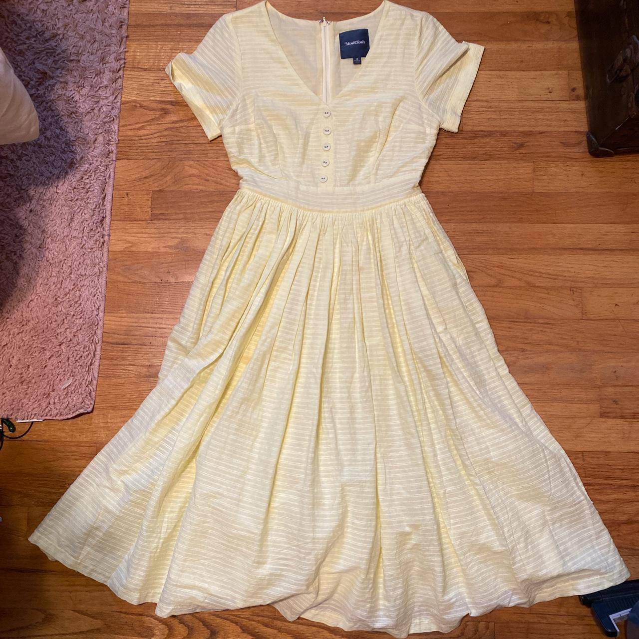Super lovely pale yellow retro inspired Modcloth... - Depop