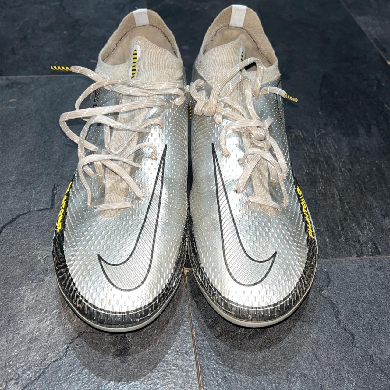 Nike hypervenom phantoms, in great condition no rips... - Depop