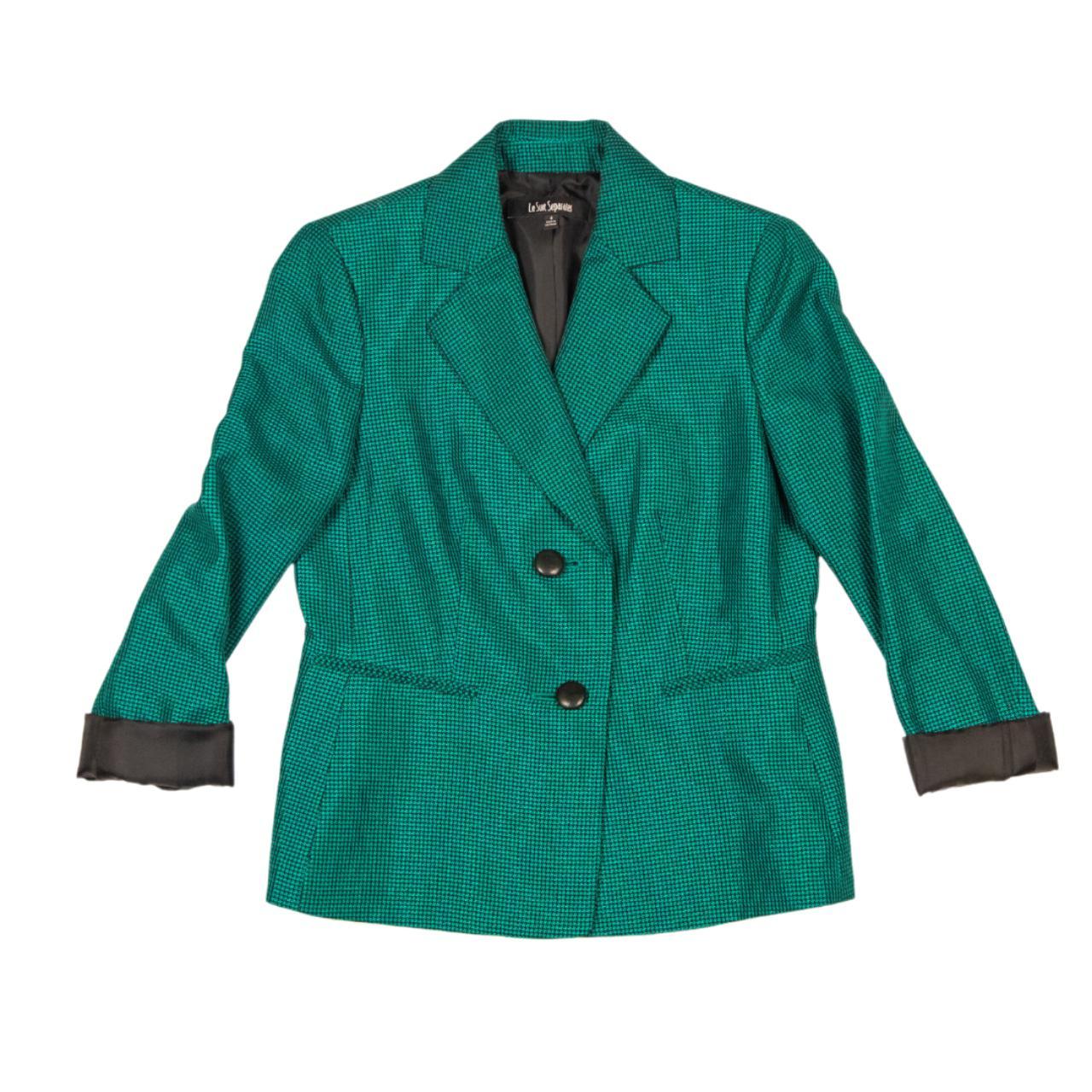 Le Suit Women's Green Tailored-jackets | Depop