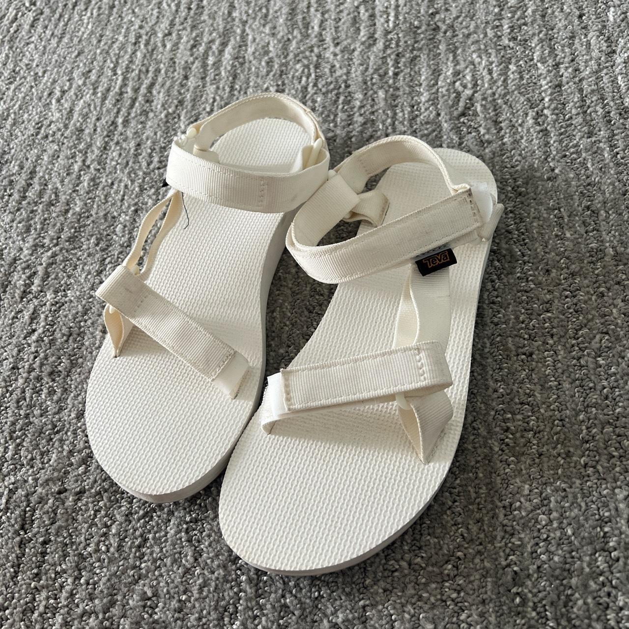 White Tevas only worn once size 10 women’s - Depop