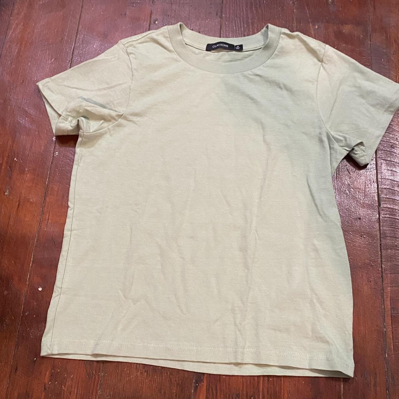 🍃 glassons green short sleeve shirt 🔍 like brand... - Depop
