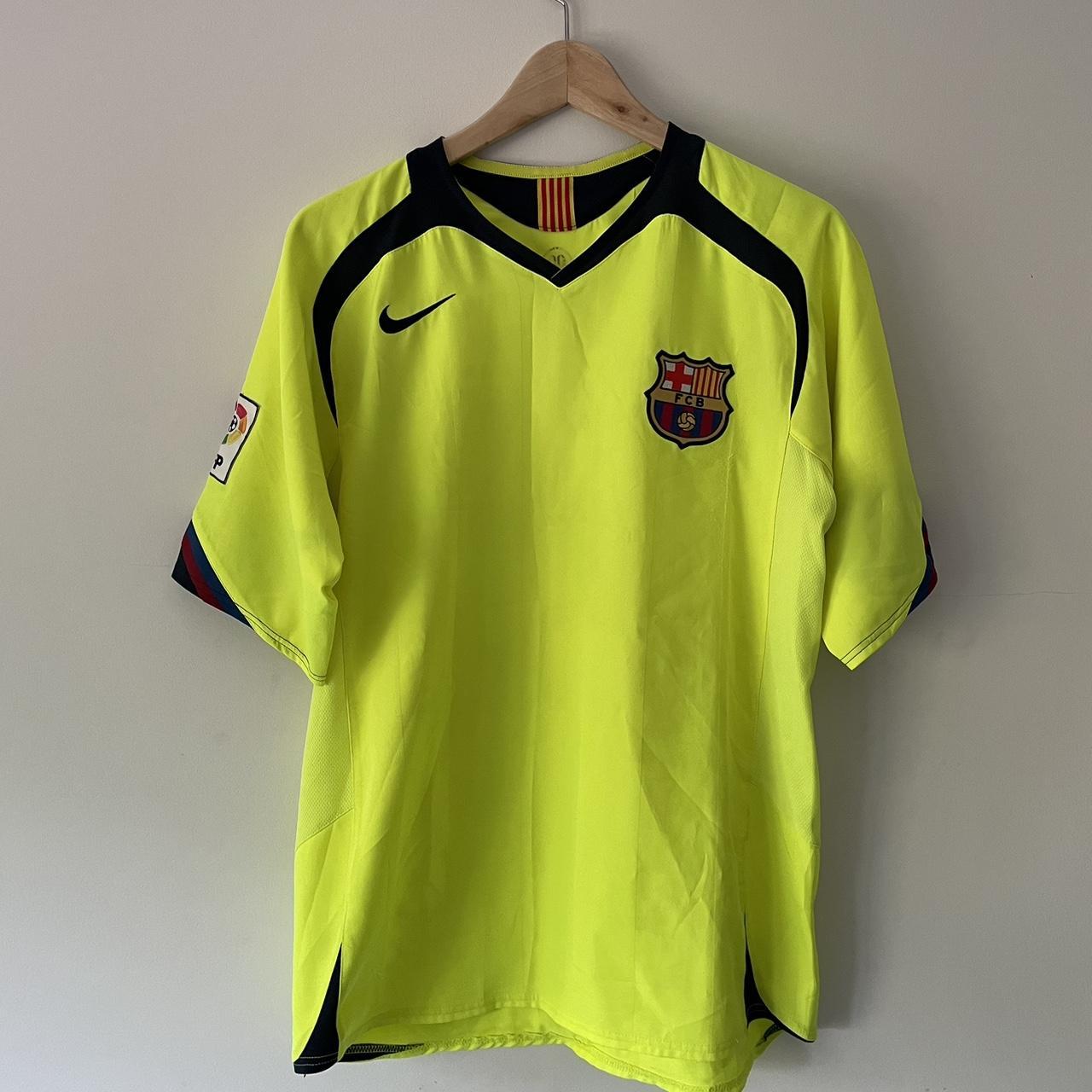 Nike Barcelona 2005-06 Away Kit Rare Vintage Size... - Depop