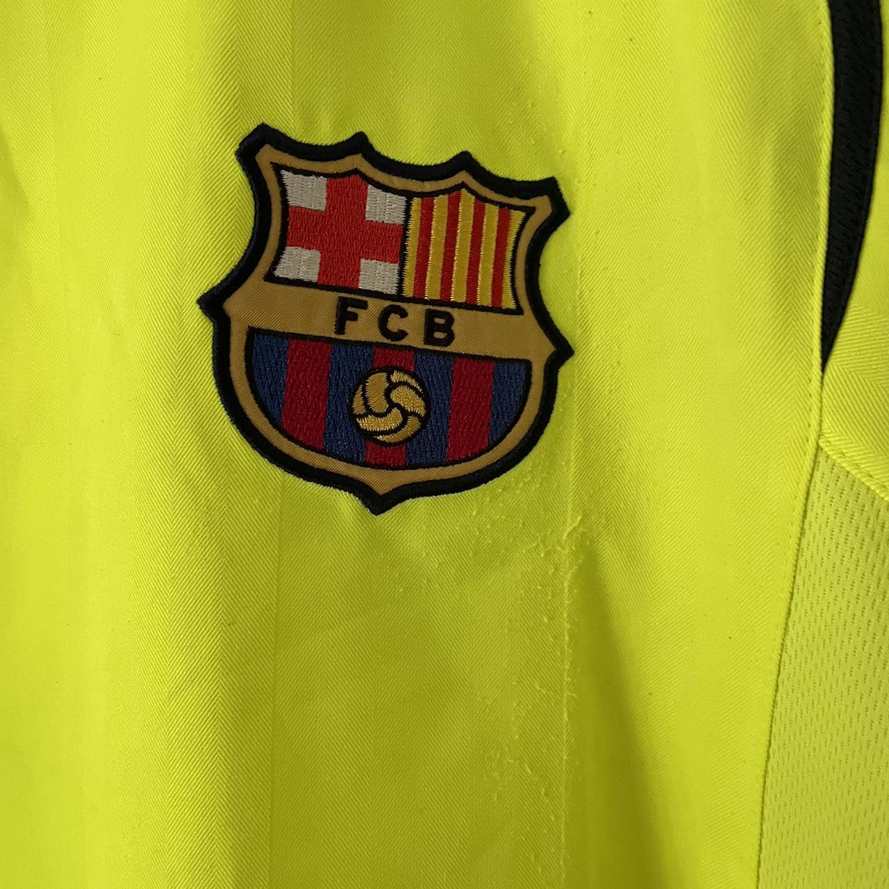 Nike Barcelona 2005-06 Away Kit Rare Vintage Size... - Depop