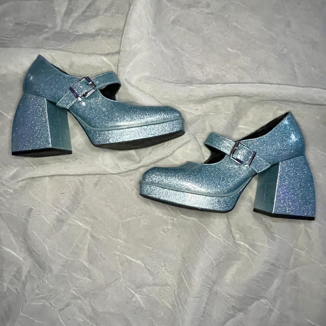 Blue Gianni Bini blue sparkly heels 9/10 condition - Depop