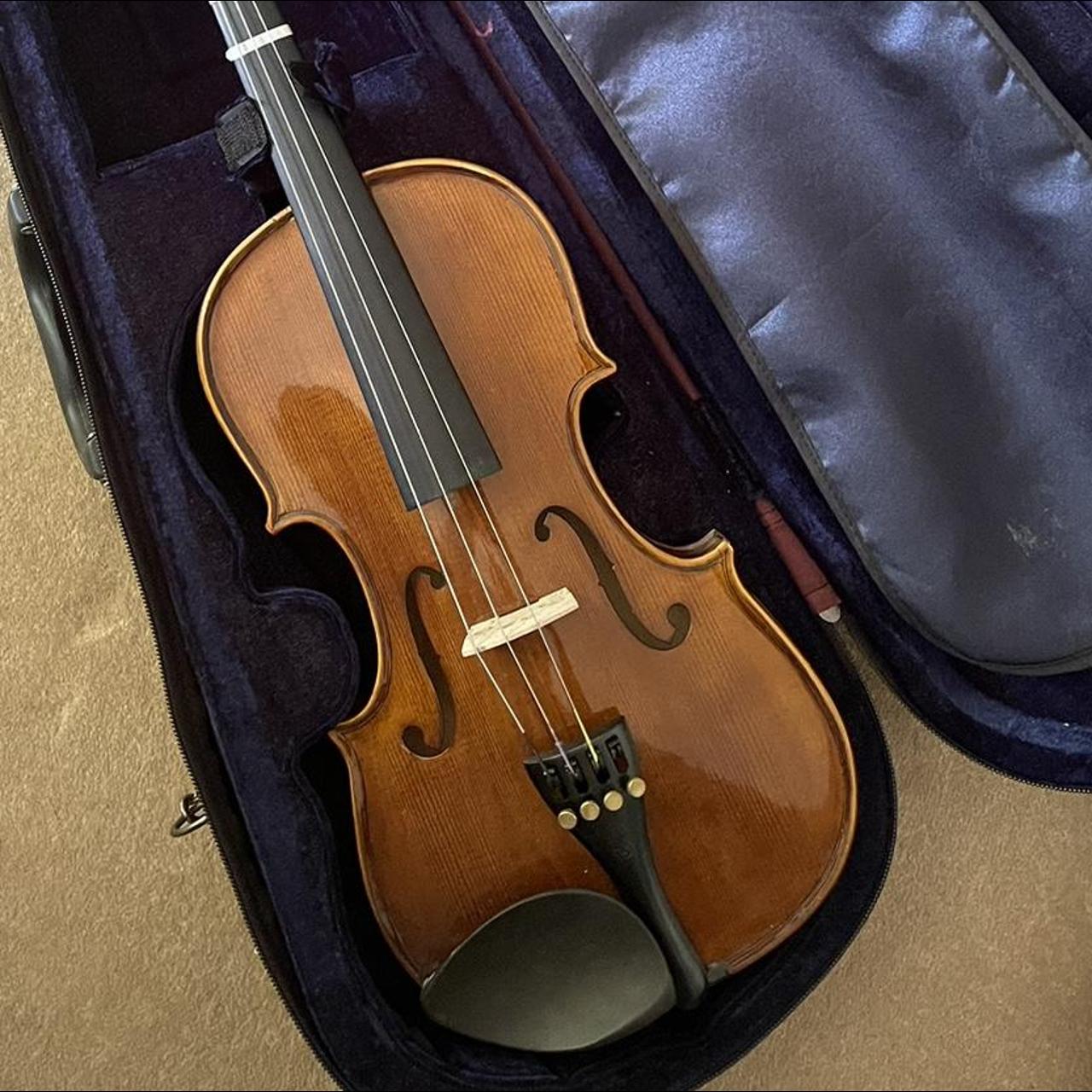 stentor violin one string broken - Depop