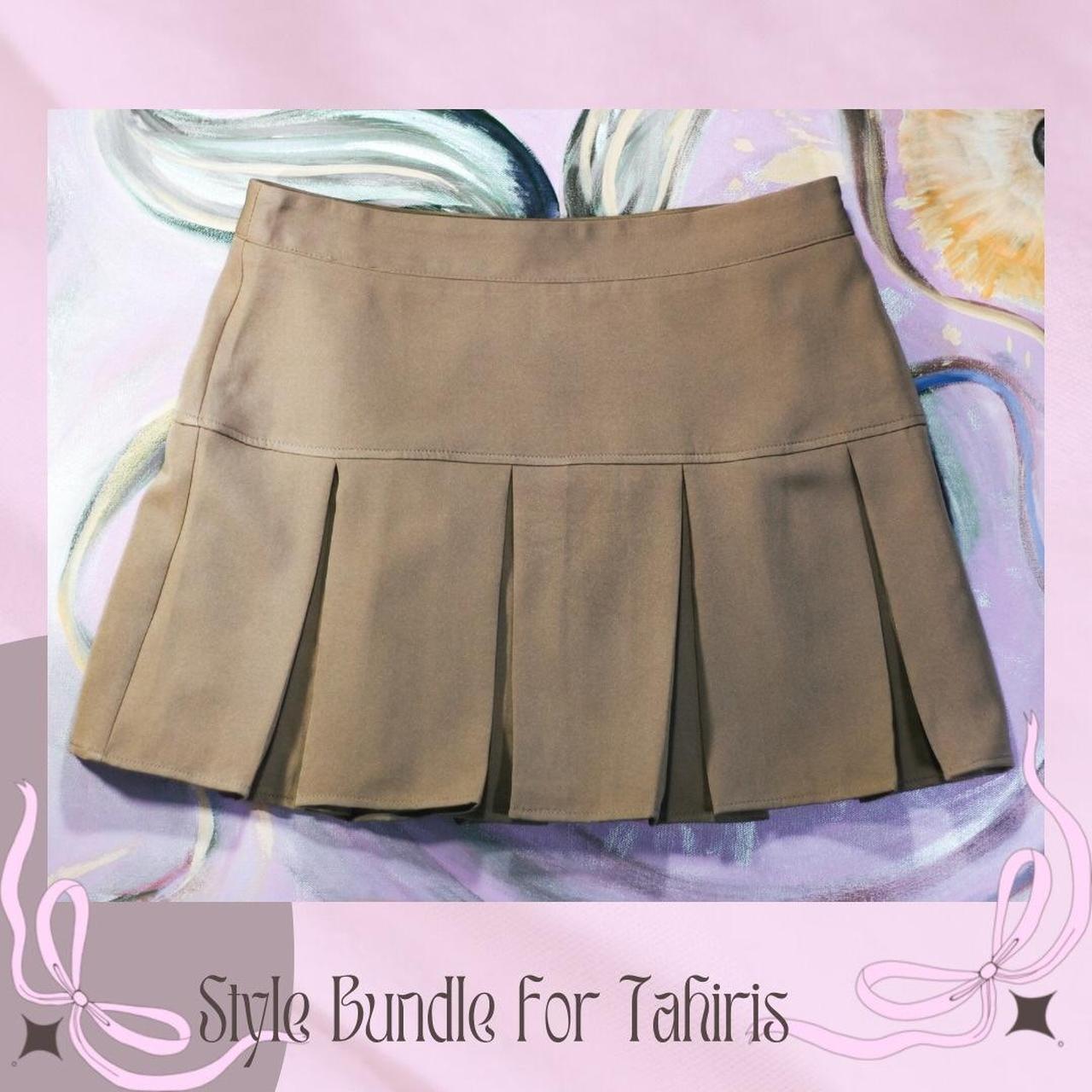 Female Horror Protagonist Style Bundle Let me know... - Depop