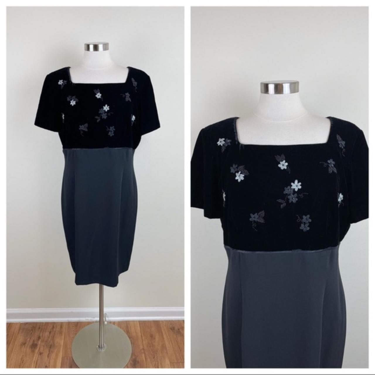 Vintage Talbots Black Velvet Floral Dress Women size... - Depop