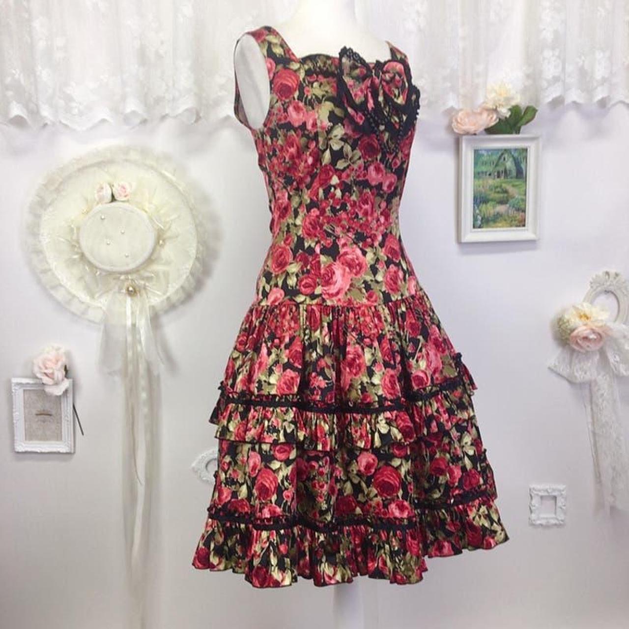 Bodyline rose pattern tiered dress with ruffles size... - Depop