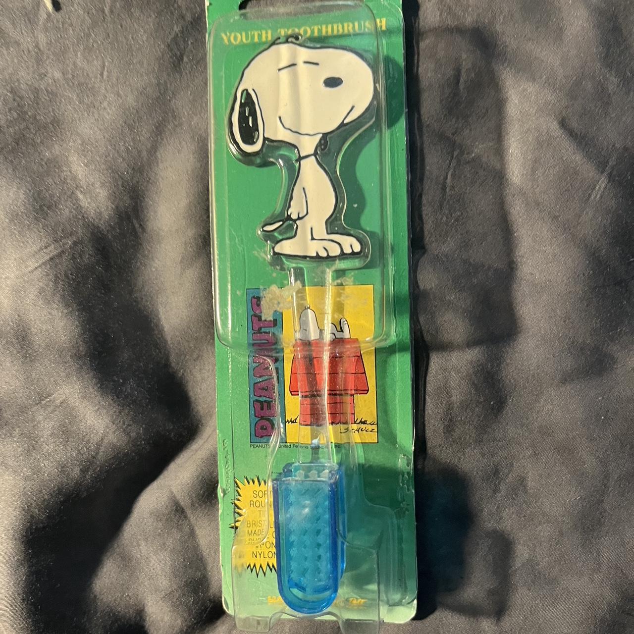 Vintage snoopy toothbrush. peanuts snoopy. Depop