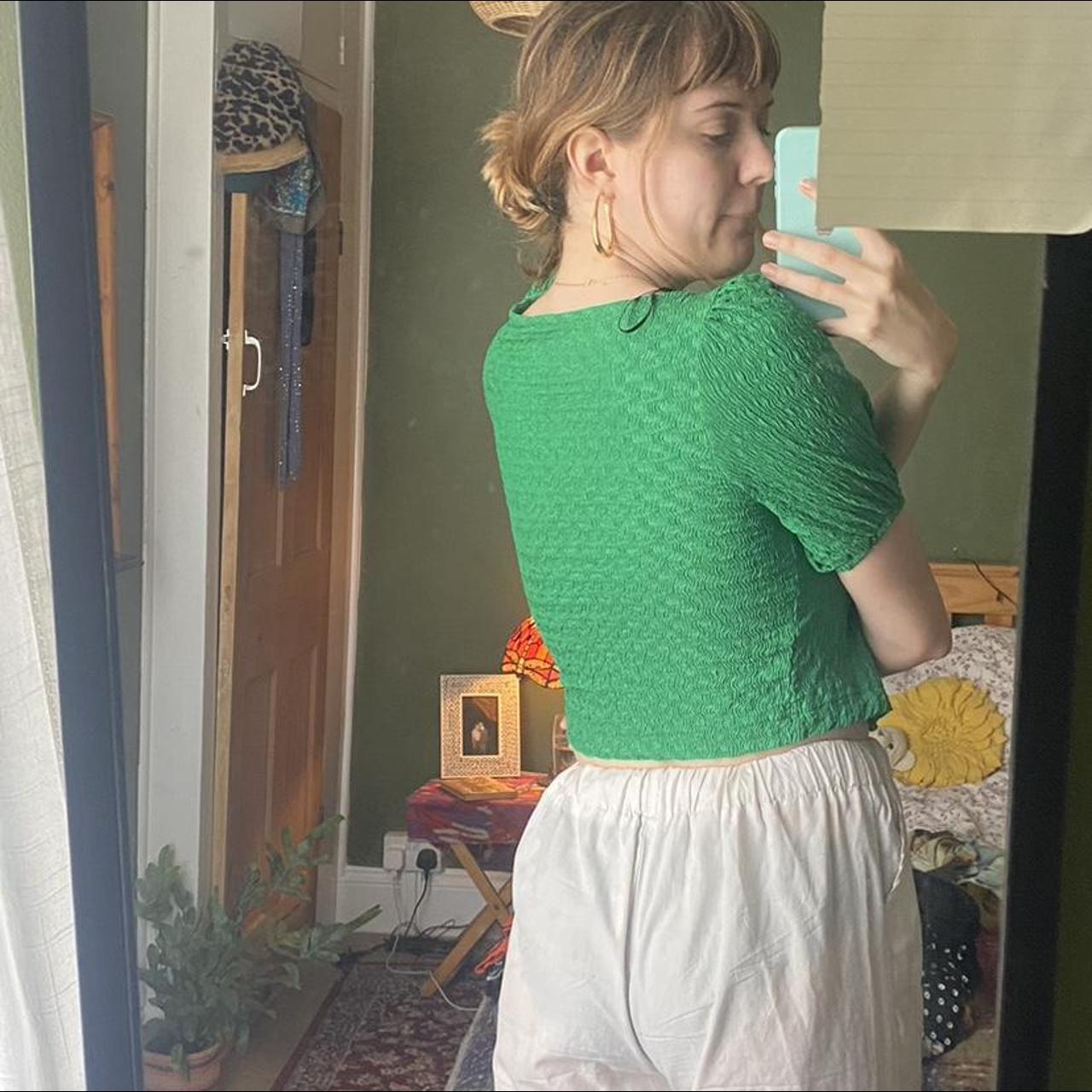 Green monki top - Depop