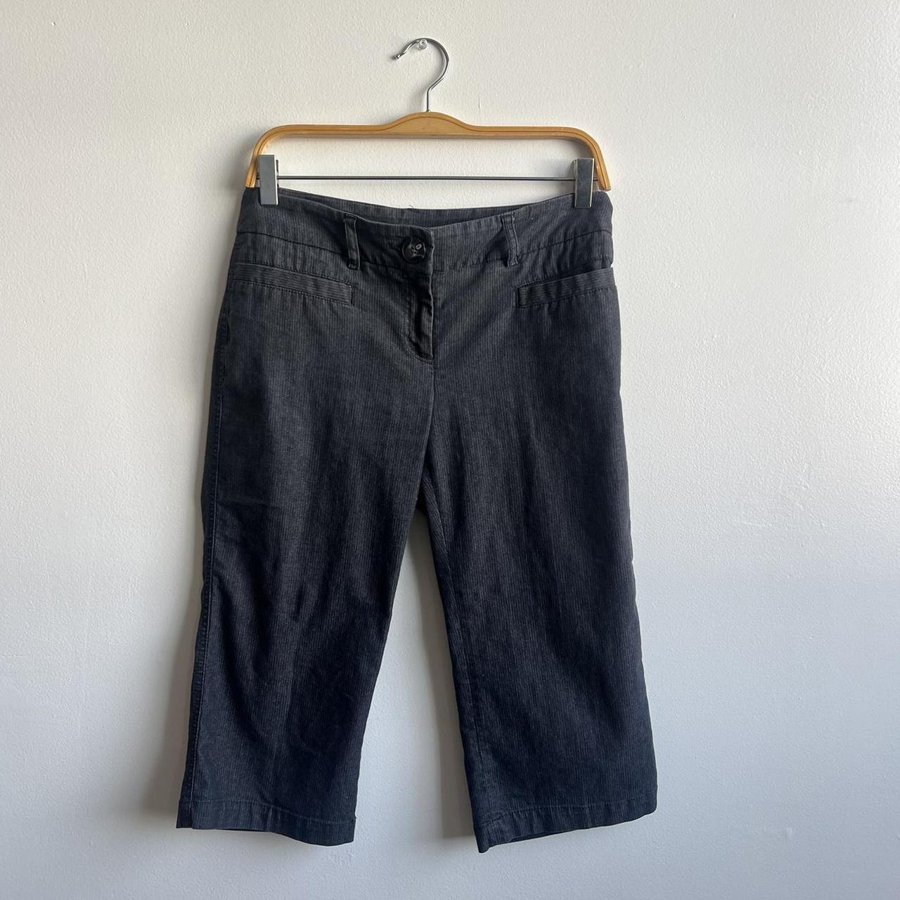 Cute 2000s office core basic capris dark grey... | Depop