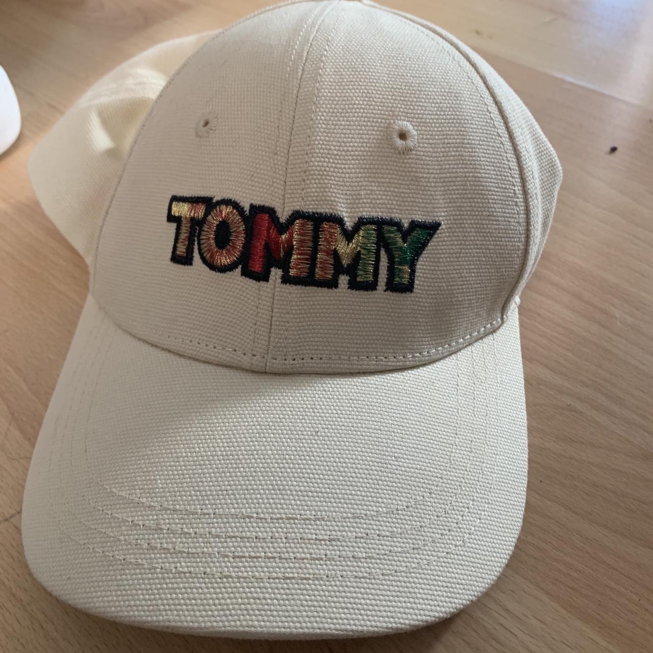 Tommy Hilfiger cap - Depop