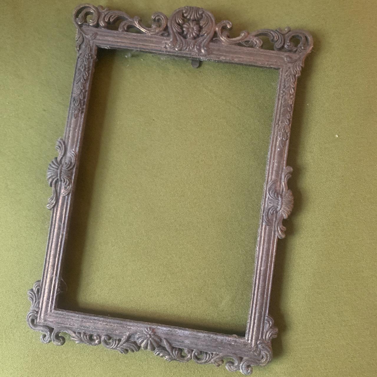 Victorian frame Just the frame here Roughly 6 inches... - Depop