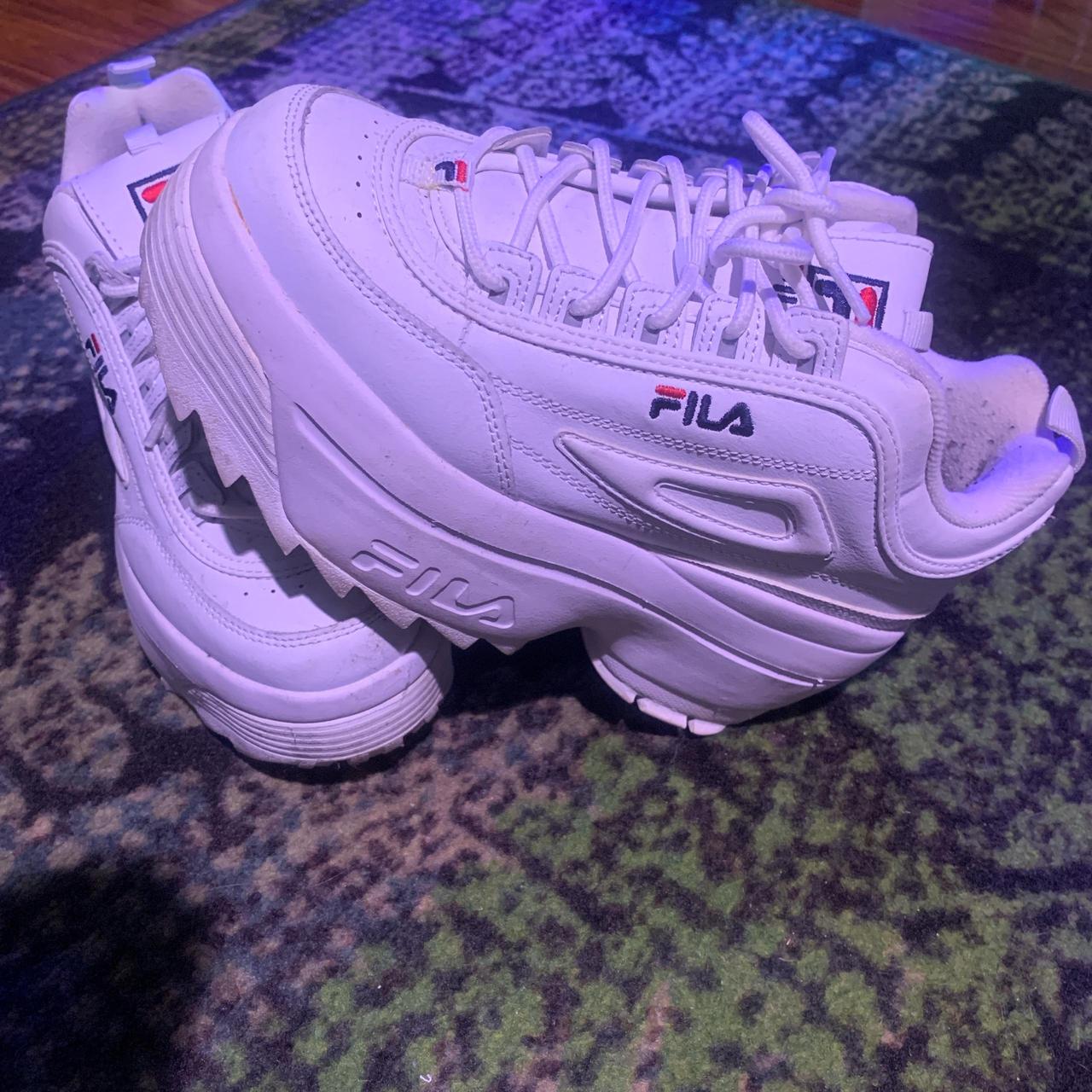 Fila platform sneakers Womens size 8 Fits a 71/2... - Depop
