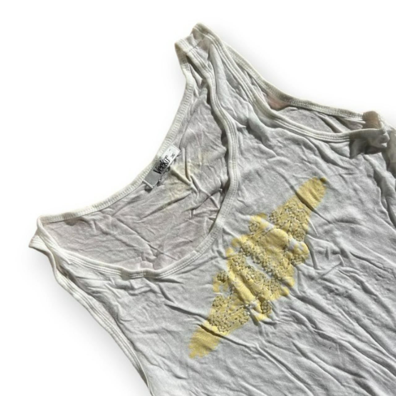 surfer-core white and yellow tank straight out of... - Depop