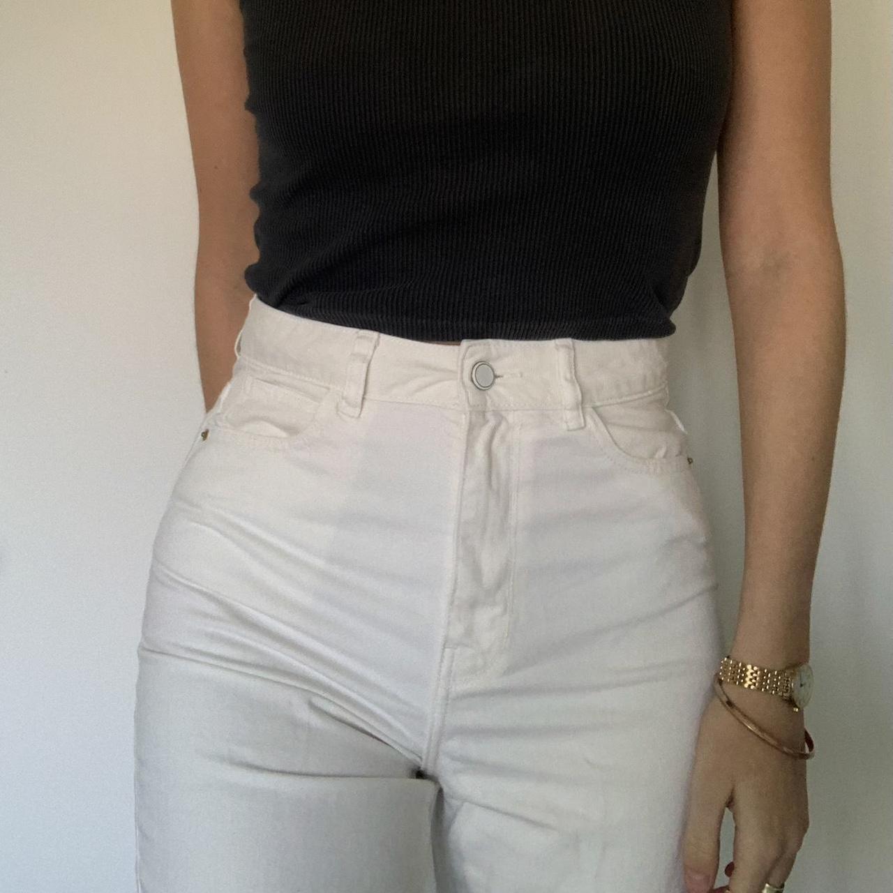 ZARA high waisted white jeans model is size 8 and... - Depop