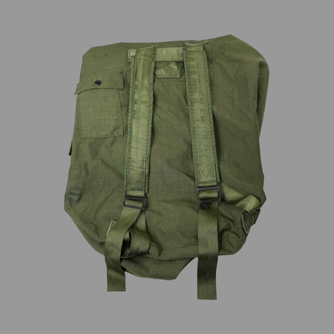 Vintage 1970s U.S. military backpack used condition... - Depop