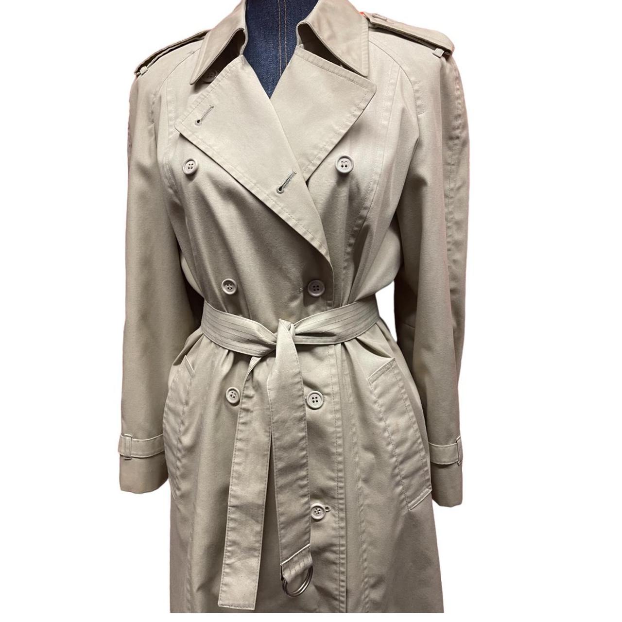 Vintage London Fog Trench Coat so cute marked size... - Depop