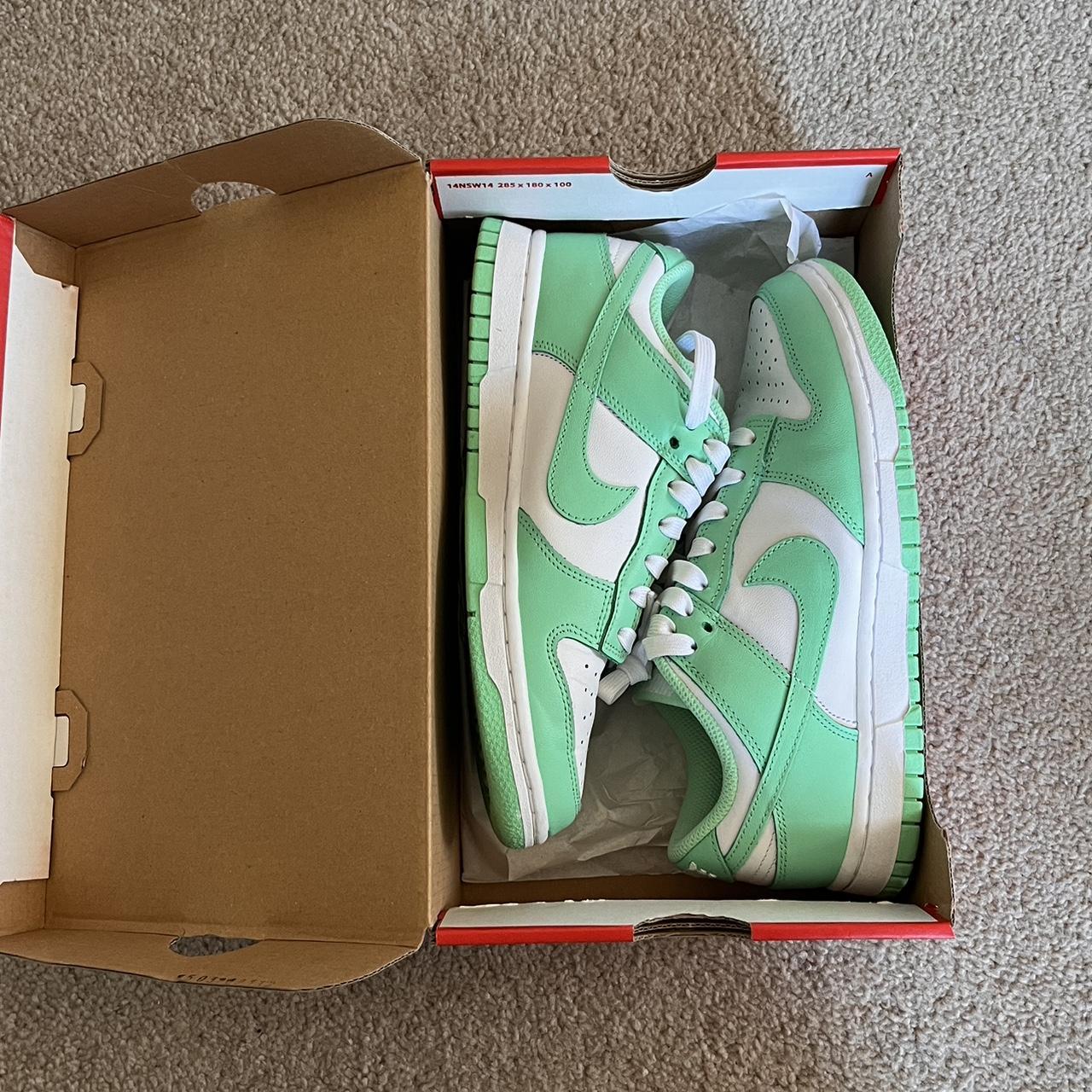 Nike dunks green glow Women’s 7 Condition 9/10 Full... - Depop