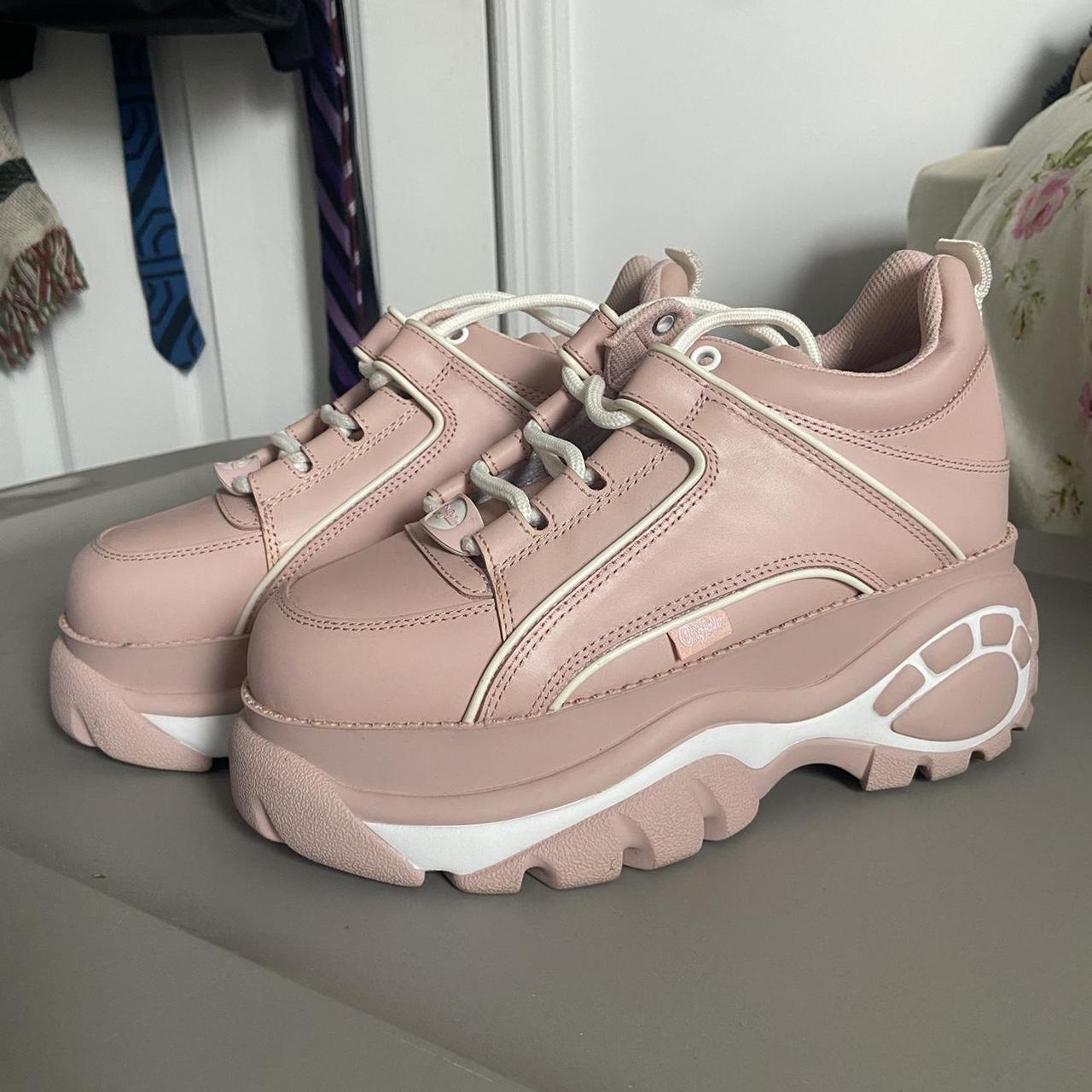Buffalo London Women's Pink Trainers | Depop