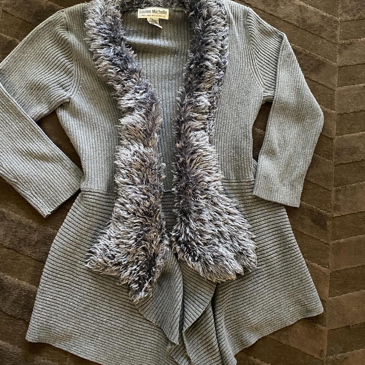 Cute gray knit cardigan in size Large. Quarter... - Depop