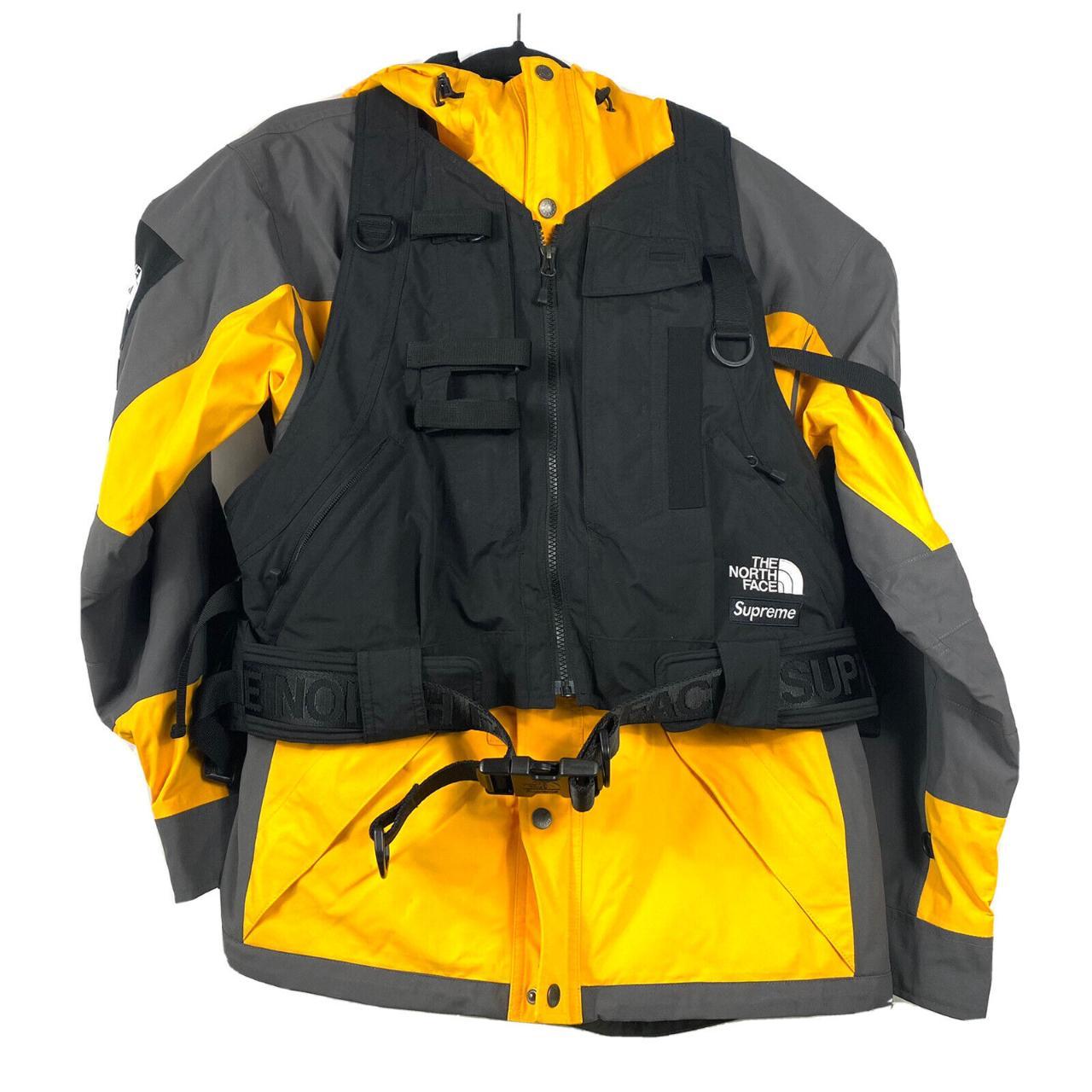 Supreme Men's Black and Grey Jacket | Depop