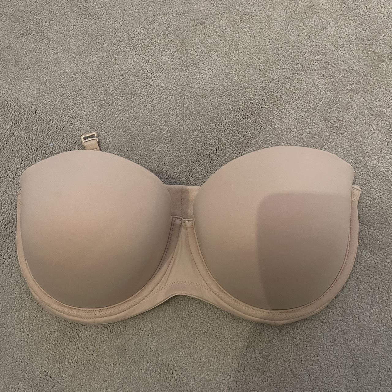 32DD Strapless Bra Never worn - too small for me... - Depop