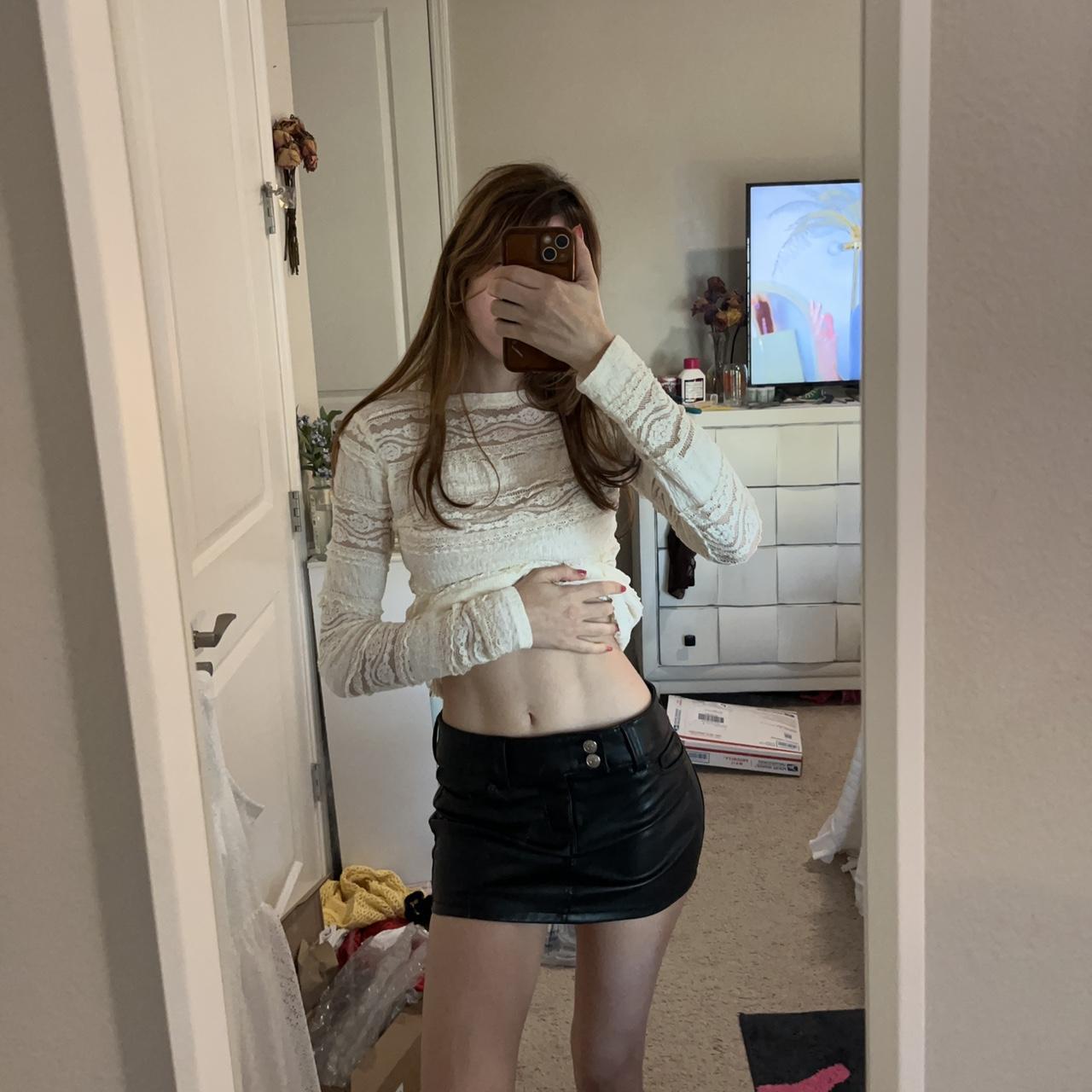 depop payments only - suuuper cute low rise faux... - Depop