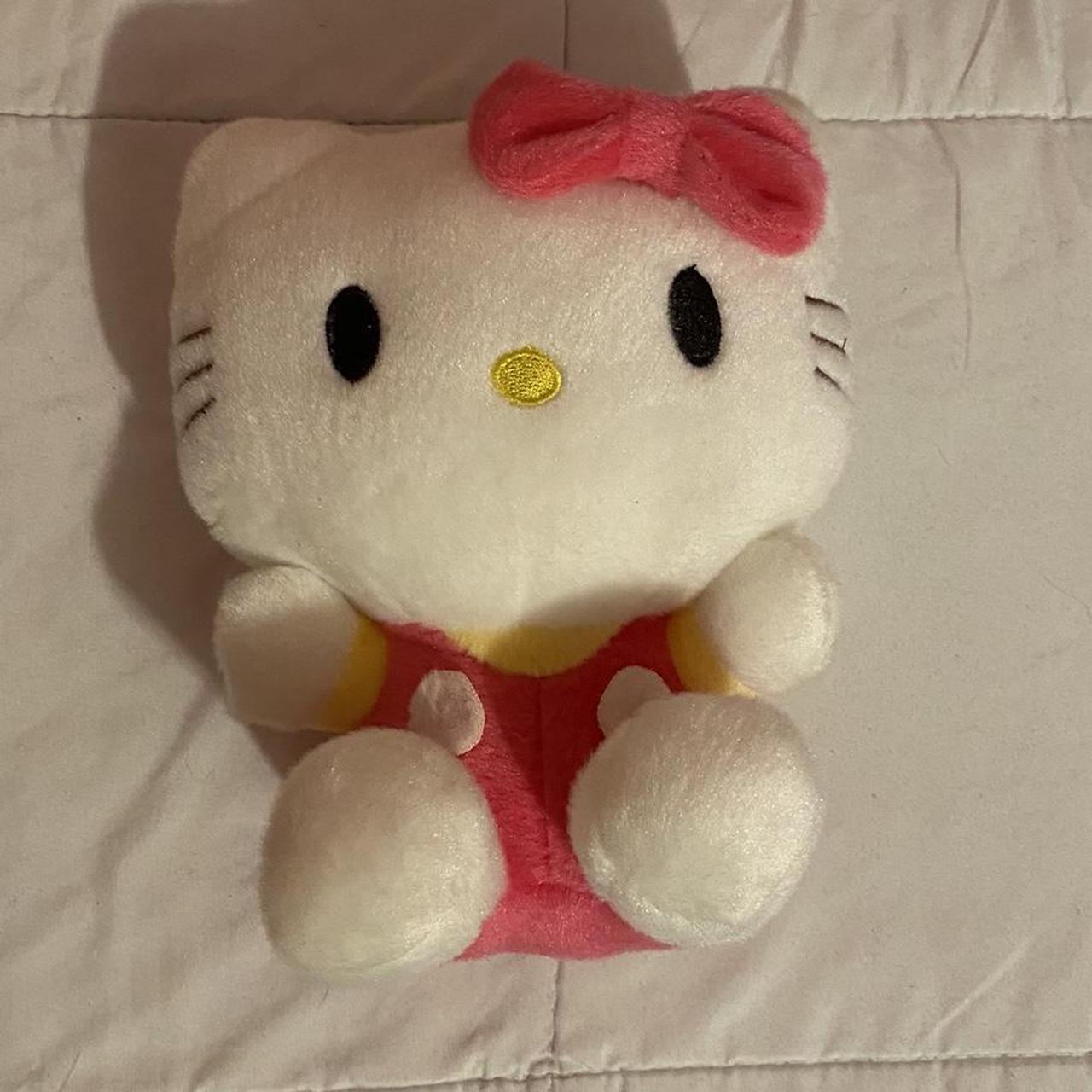 Hello Kitty Red Stuffed-animals | Depop