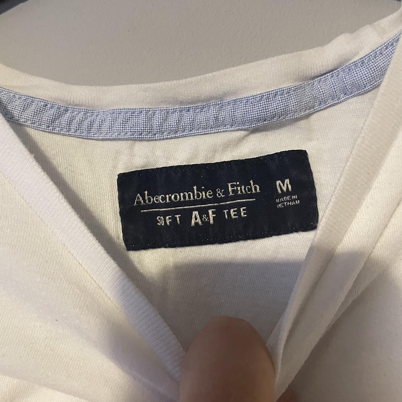Abercrombie basic white t shirt size medium really... - Depop