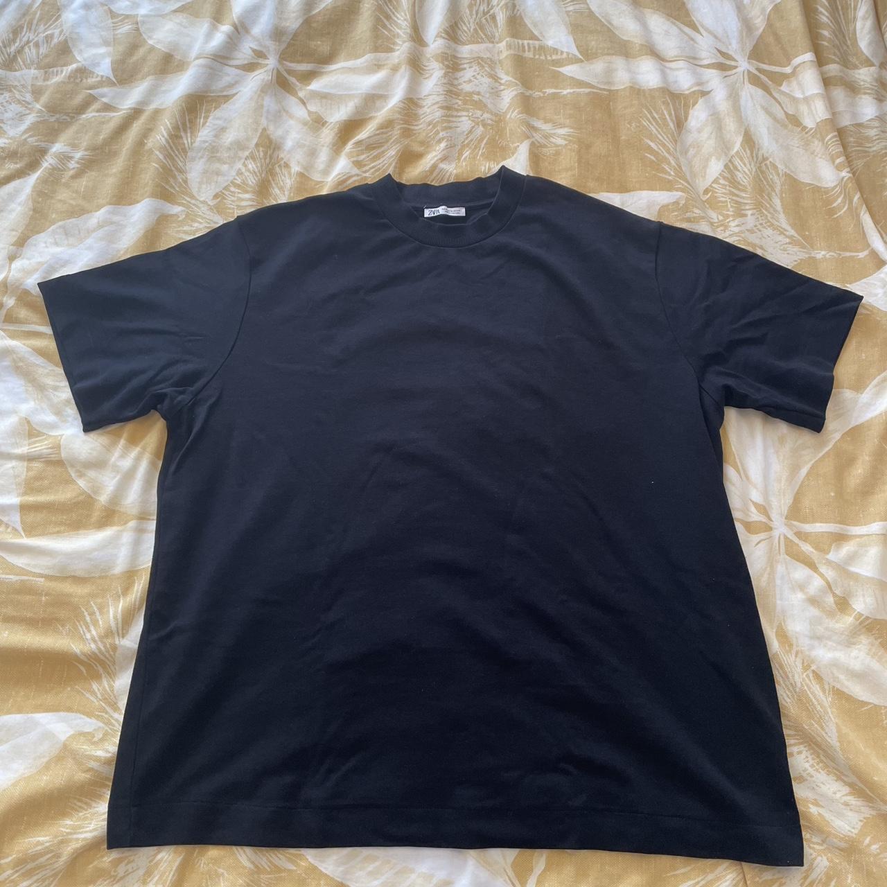 Zara Black heavyweight T-shirt Size xl Good... - Depop