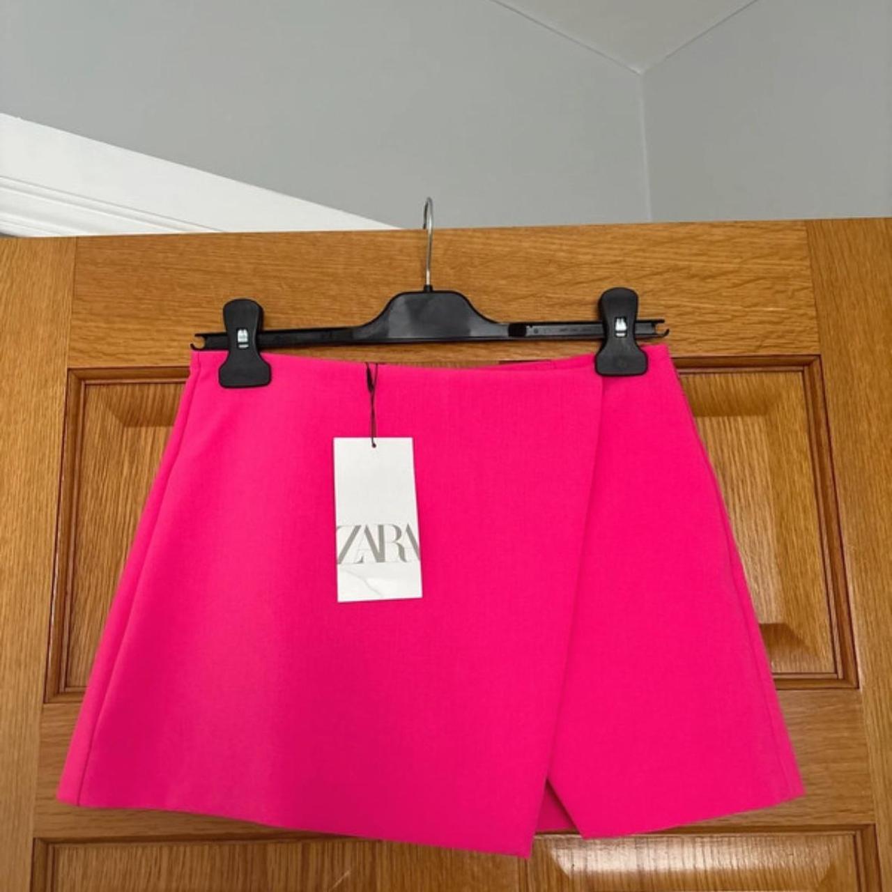 New Hot pink Zara mini skort #glam XS - Depop