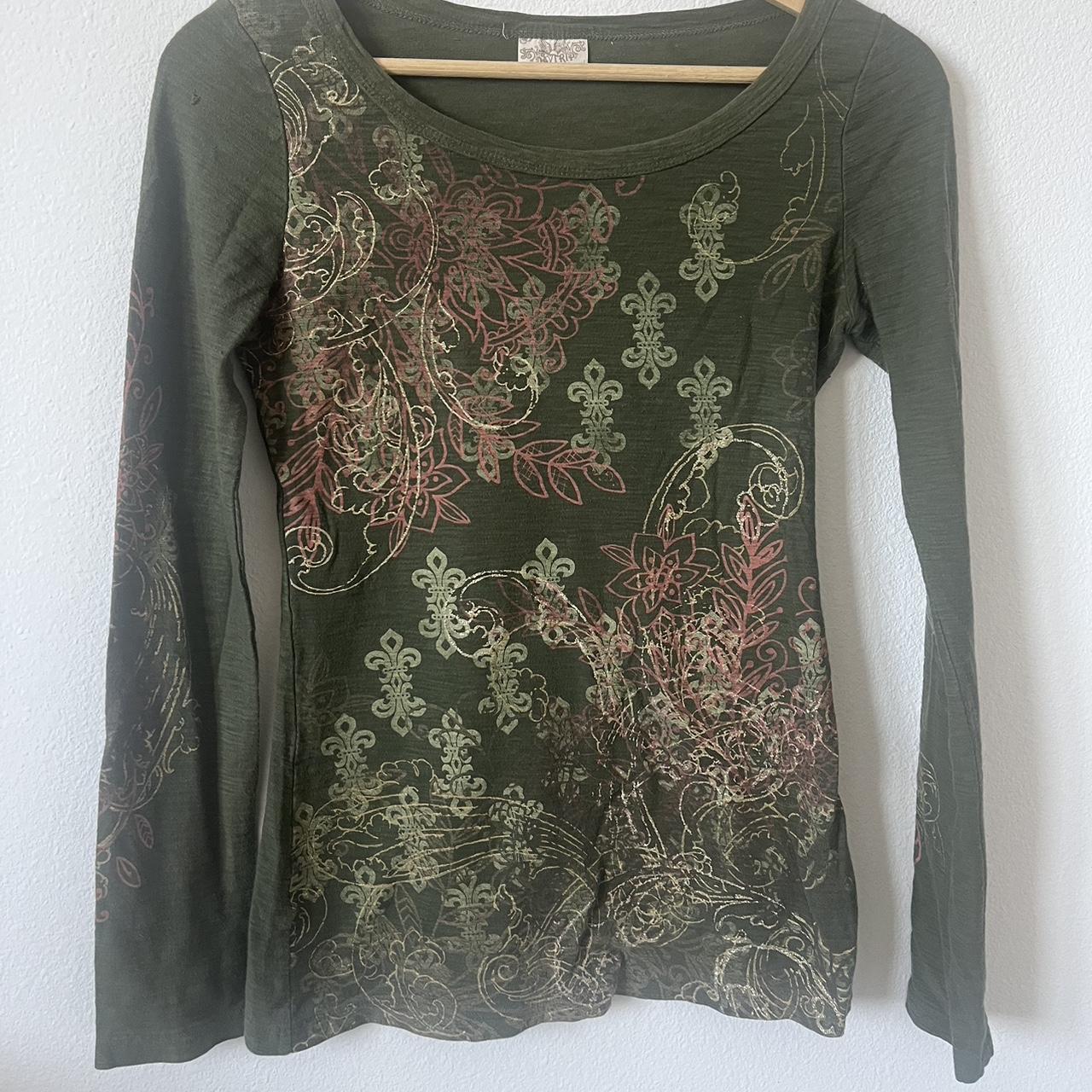 the flower fairy top by: Daytrip adorable green... - Depop